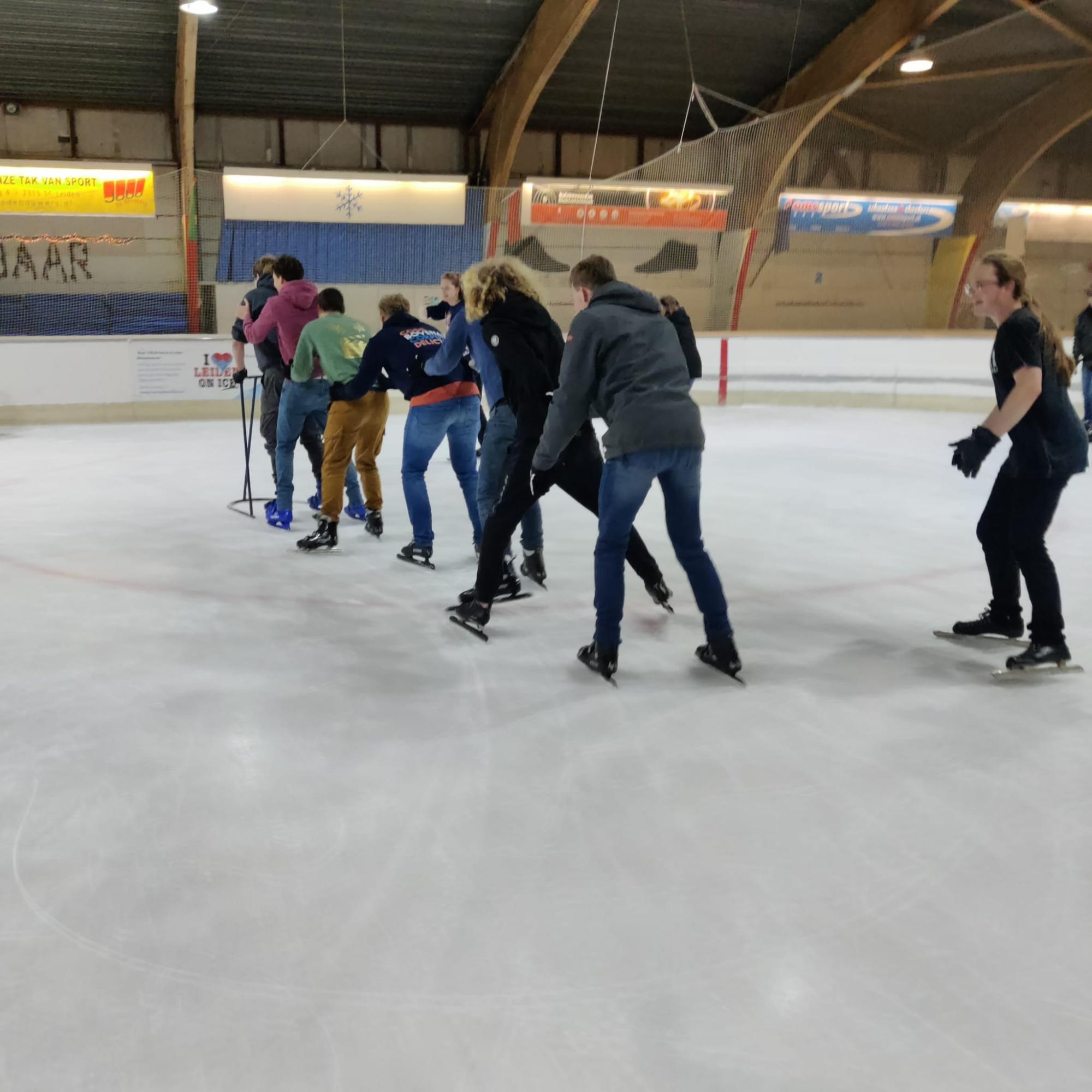 wAkCie Ice Skating | Electrotechnische Vereeniging